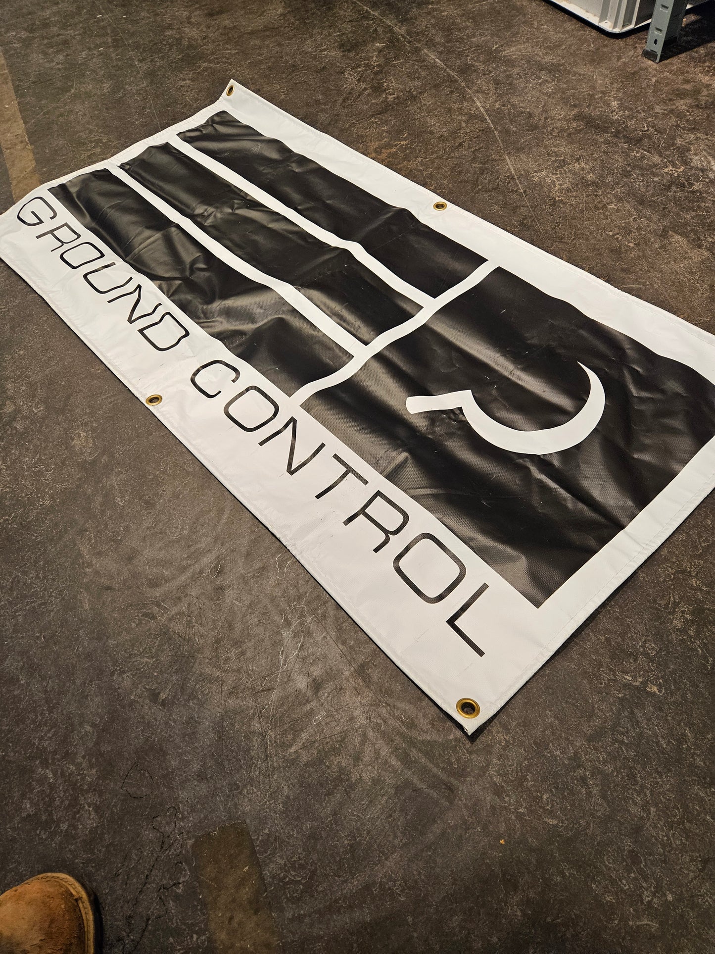Ground Control Banner 110x55cm - Thisissoul
